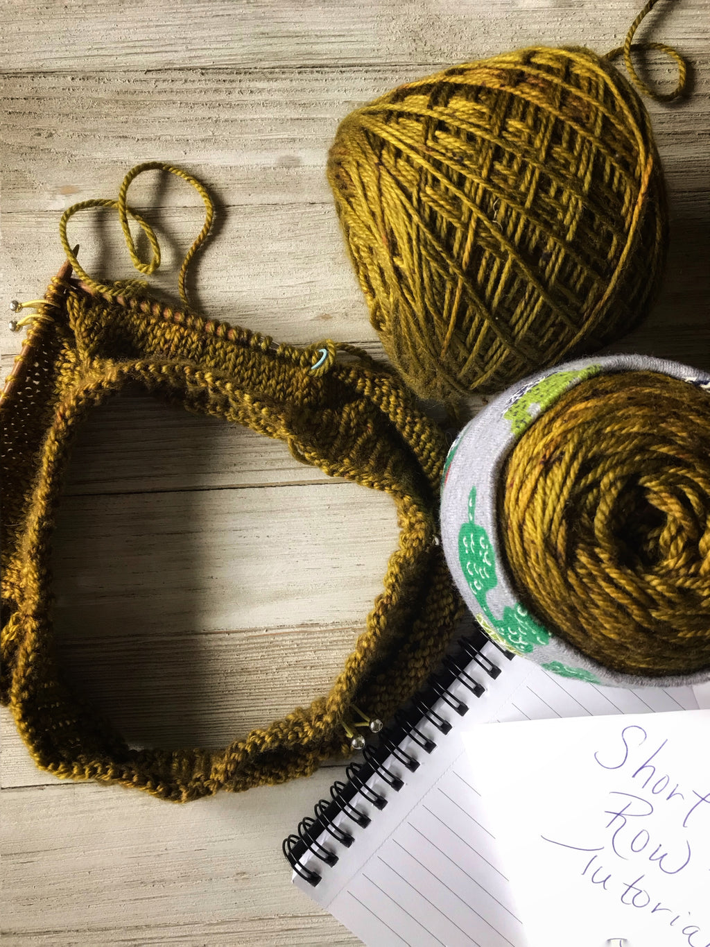 How to Knit Japanese Short Rows in the Round – Biscotte Yarns
