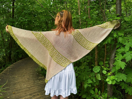 Cléopâtre Free Shawl pattern – Biscotte Yarns