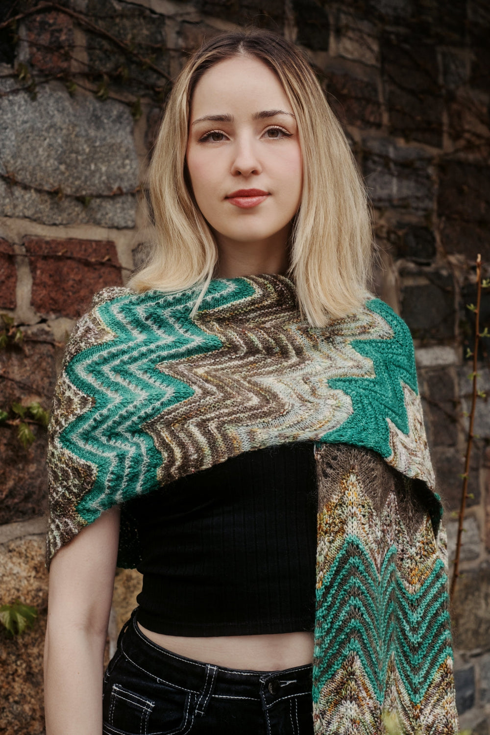 Zigging the Zag Shawl | Free Knitting Pattern and Optional Kits ...
