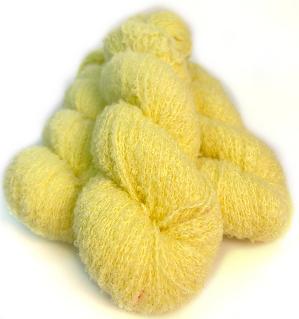 hand-dyed boucle yarn PETITE BOUCLEE CRÈME AU BEURRE – Biscotte Yarns