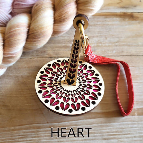 Lemonwood Original Mini Minder – Biscotte Yarns